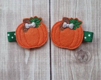 Holiday hair clip | Etsy