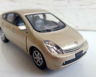 Prius | Etsy