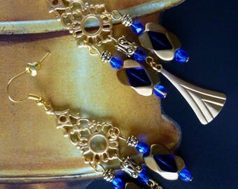 Asymmetric and Geometric Diamond Earrings with Antique Gold