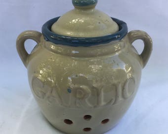 Ceramic garlic | Etsy