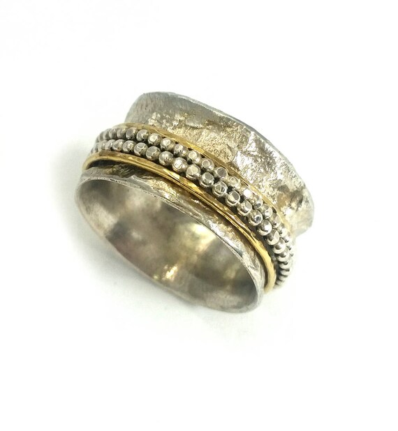 Textured spinning wedding ring wide rotating ring with two