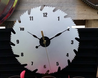 Saw blade clock | Etsy