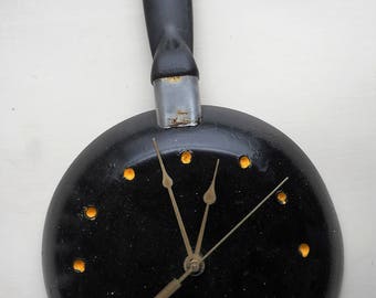 Frying pan clock | Etsy