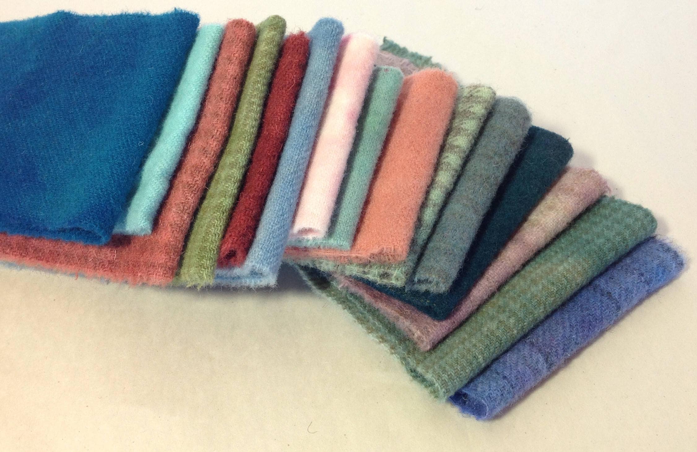 Small Wool Pieces for Applique and Crafting, Hand Dyed Colorful Mix ...