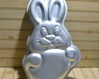 Rabbit cake pan | Etsy