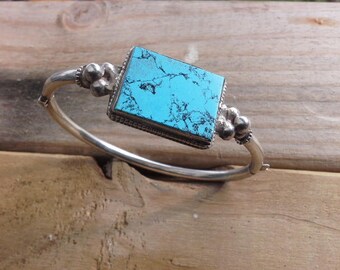 Single stone bangle | Etsy