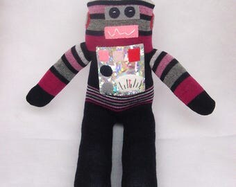 Robot plushie | Etsy