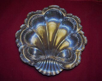 Shell shaped dish | Etsy