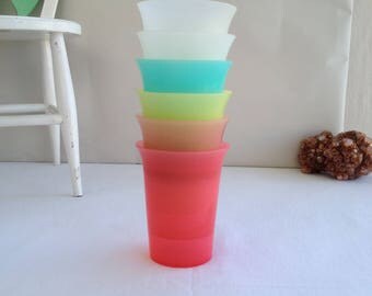 Vintage plastic cups | Etsy
