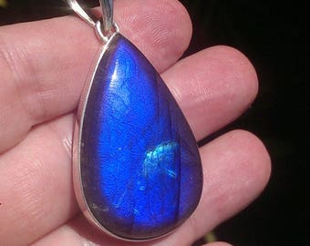 Spectrolite pendant | Etsy