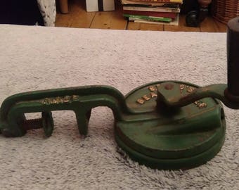 Antique PEDE Bean Slicer PETER DIENES Cutter Cast Iron