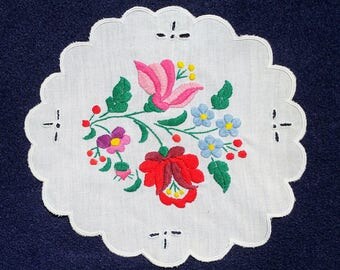 Kalocsa embroidery | Etsy