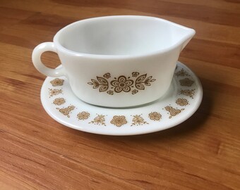 Vintage Pyrex Gravy Boat/Bowl England Pyrex UK Seller