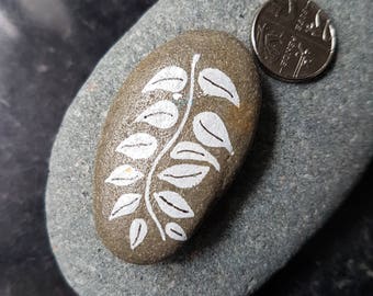 Hand painted stones | Etsy