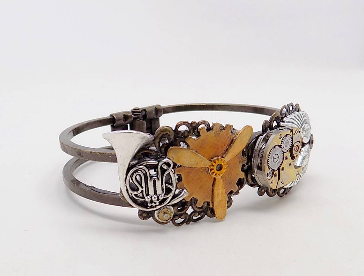 Steampunk cuff . Steampunk bracelet. Steampunk jewelry.