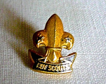 Boy scout pin | Etsy