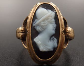 Cameo ring | Etsy