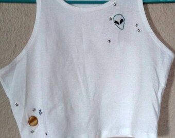 Alien crop top | Etsy