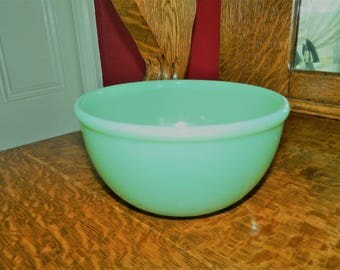 Jadeite mixing bowl | Etsy