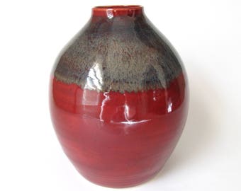 Red flower vase | Etsy