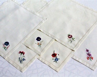 Embroidered napkins | Etsy